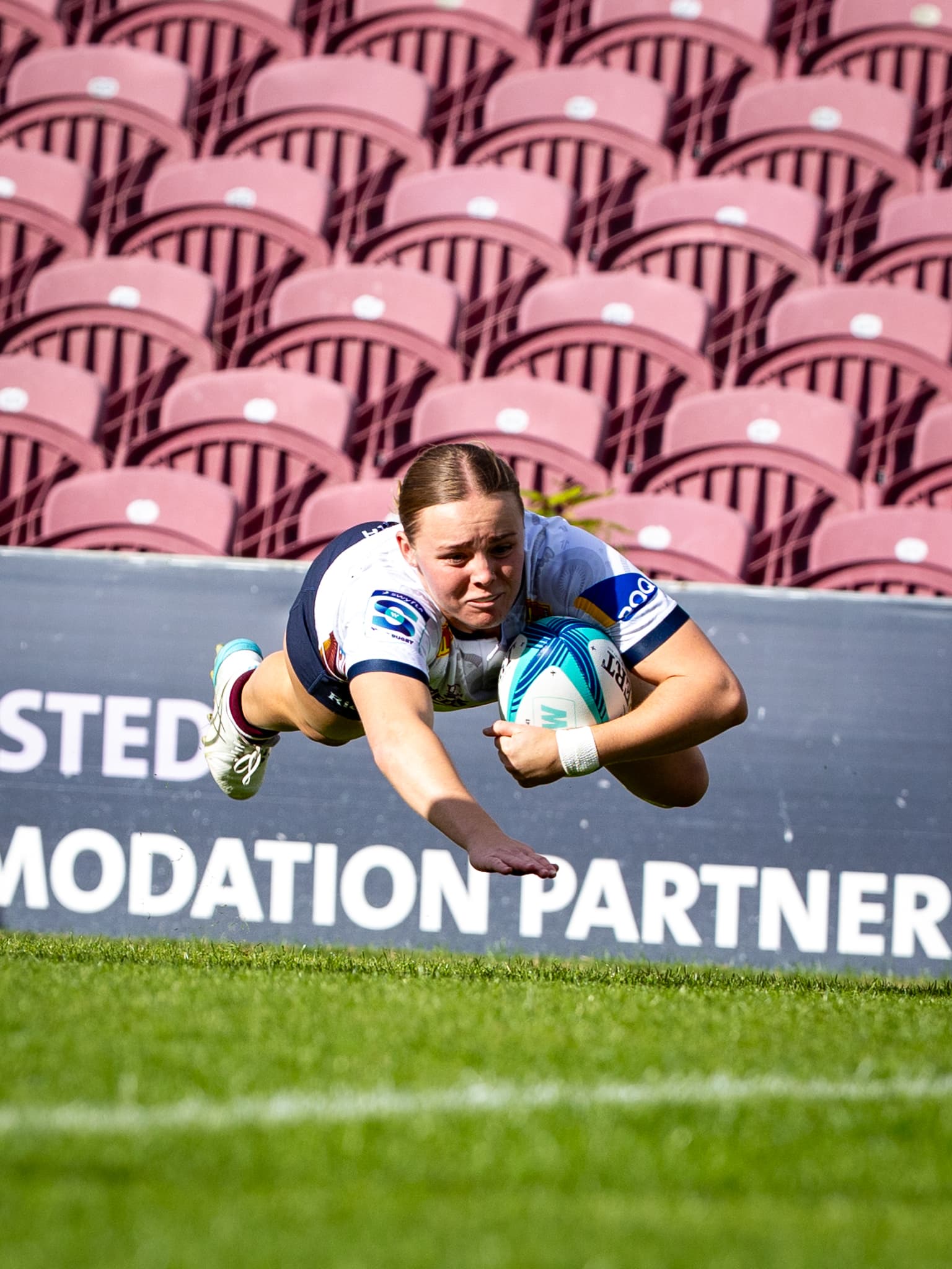 In Like Flynn for Hat-trick as Reds Women Rally for Win on the Bell